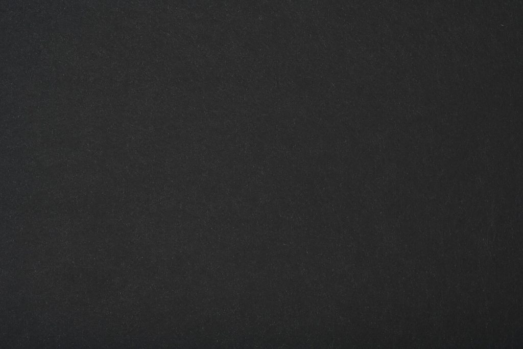 Premium filt plade 2400x600x9 mm - Sort » Køb online hos Wallshop.dk